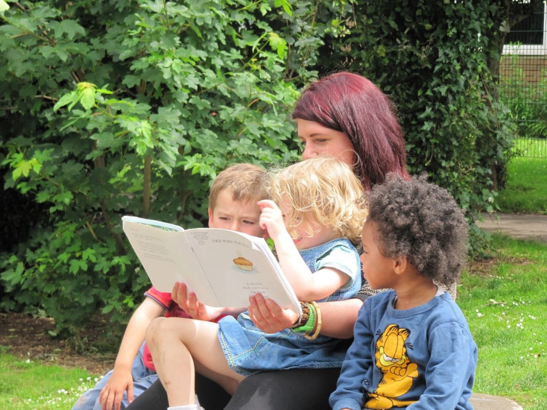 Unpicking the STAIRS Approach: Communication, Language and Literacy ...